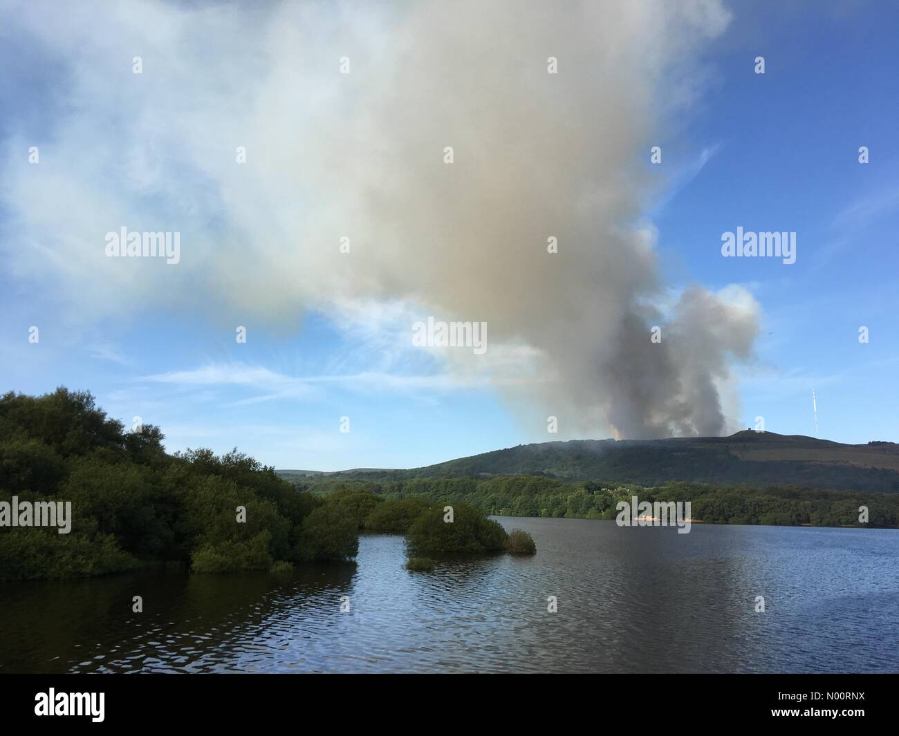 moorland-fires-at-rivington-in-lancashire-fires-on-the-moorland-near