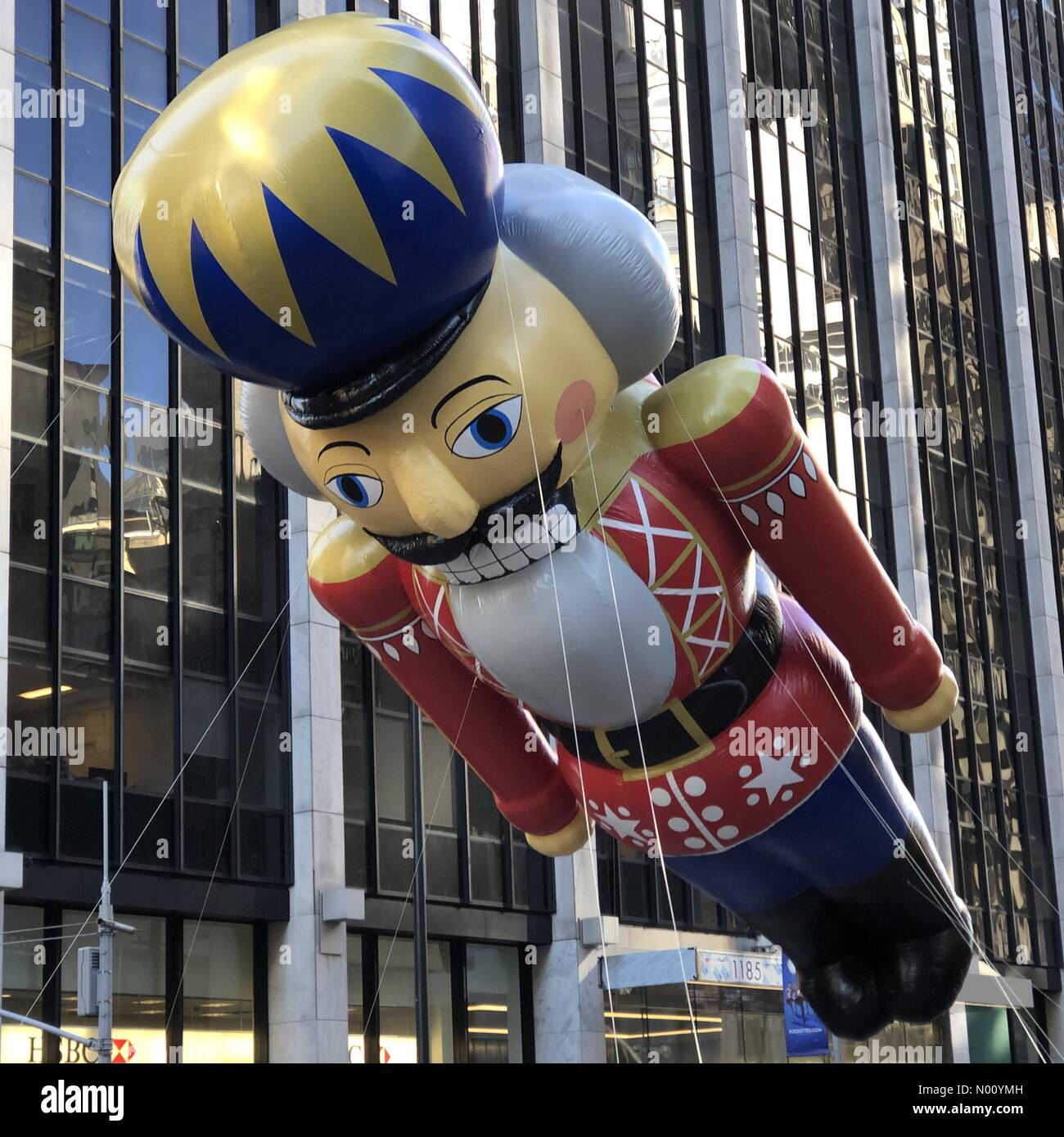 Toy soldier balloon hi-res stock photography and images - Alamy