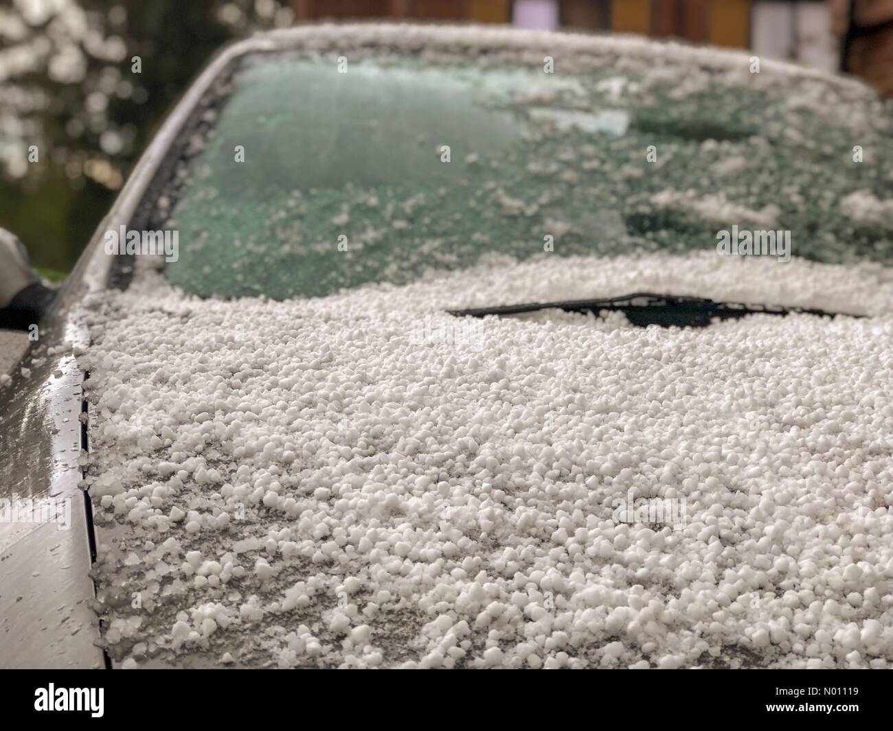 Car hail stones hi-res stock photography and images - Alamy