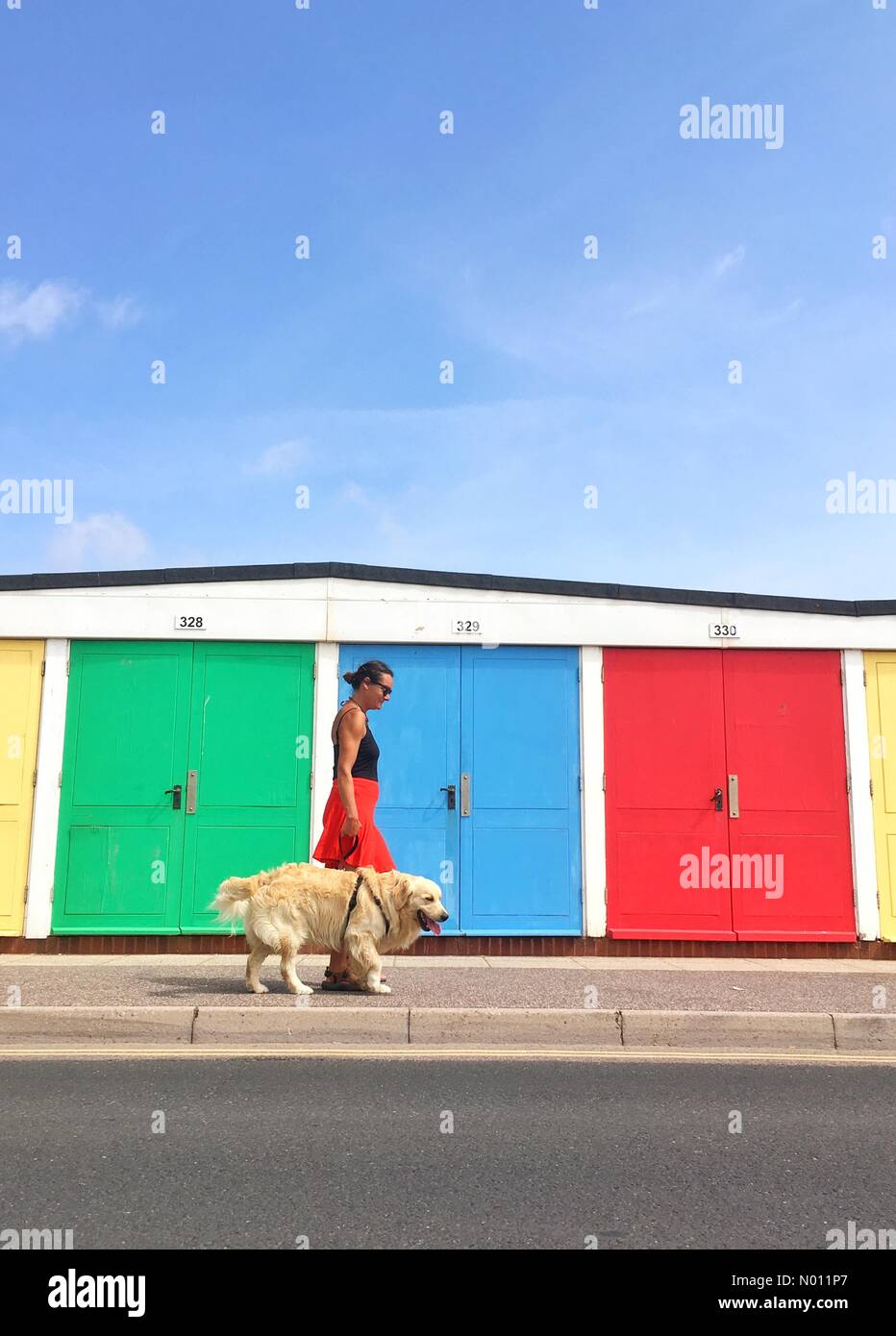 Exmouth Beach, Devon, UK. 8th July, 2019. UK Weather: Colourful sunny ...