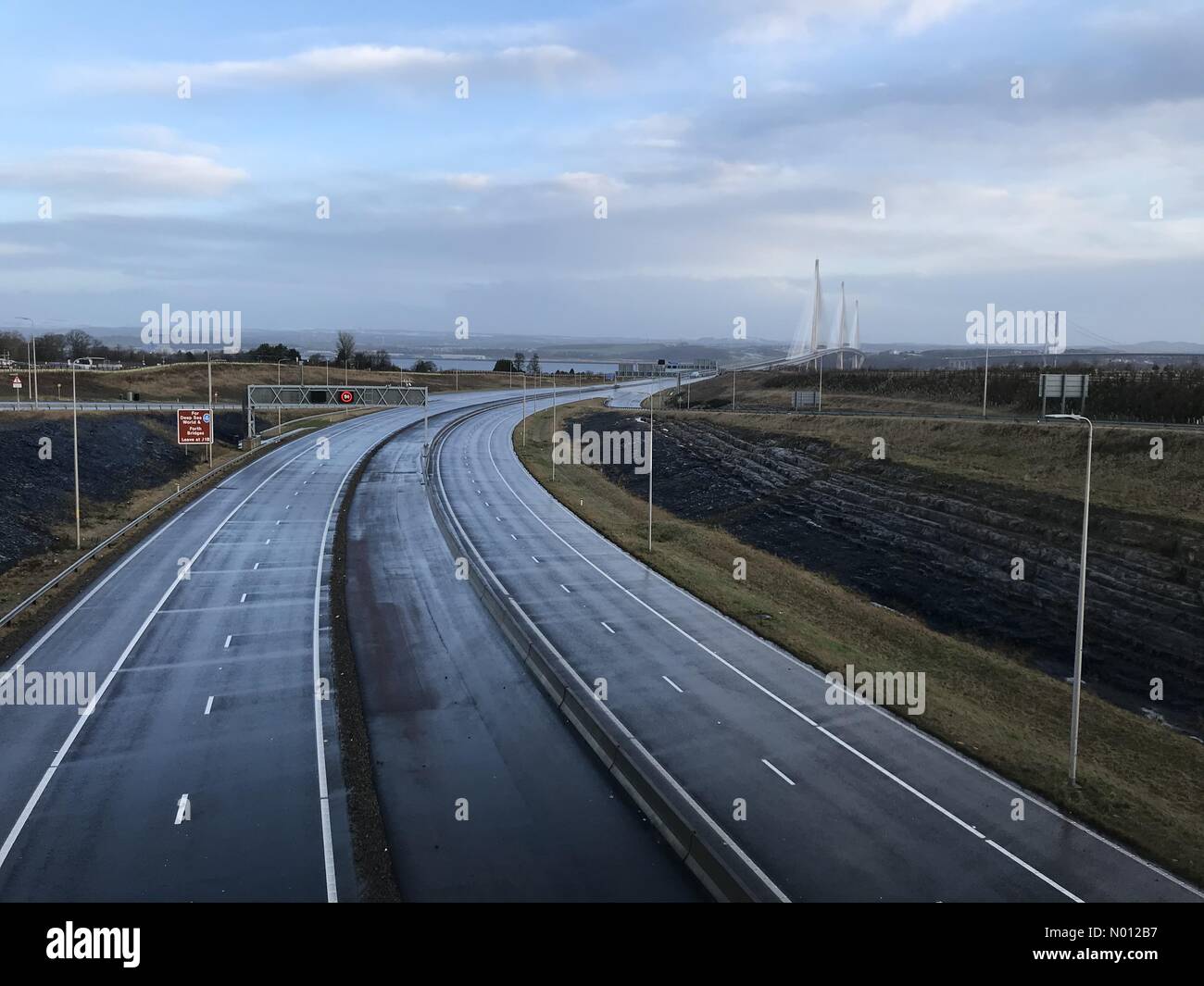 Empty motorway from bridge hi-res stock photography and images - Alamy