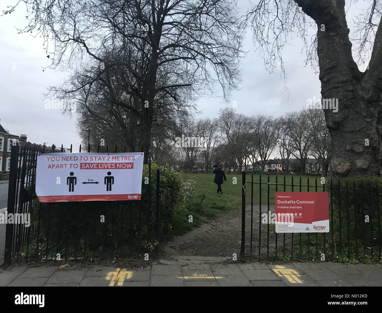 Ducketts common entrance hi-res stock photography and images - Alamy