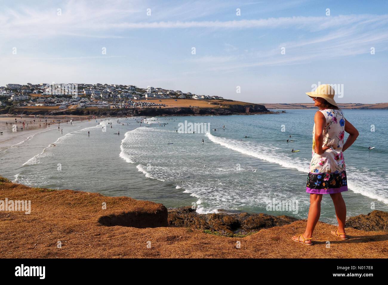 Cornwall, UK. 13th Aug, 2022. UK Weather: Raich Keene looks out over ...