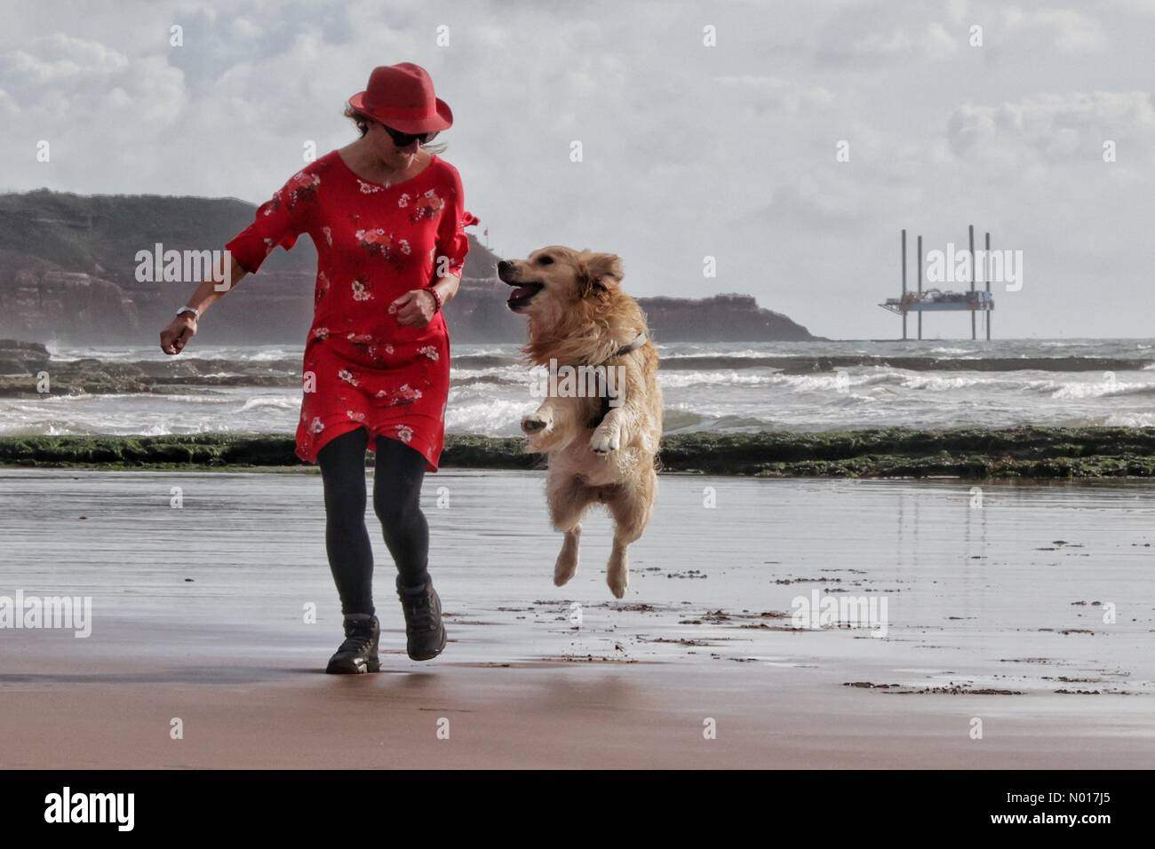 Exmouth beach devon october hi-res stock photography and images - Alamy