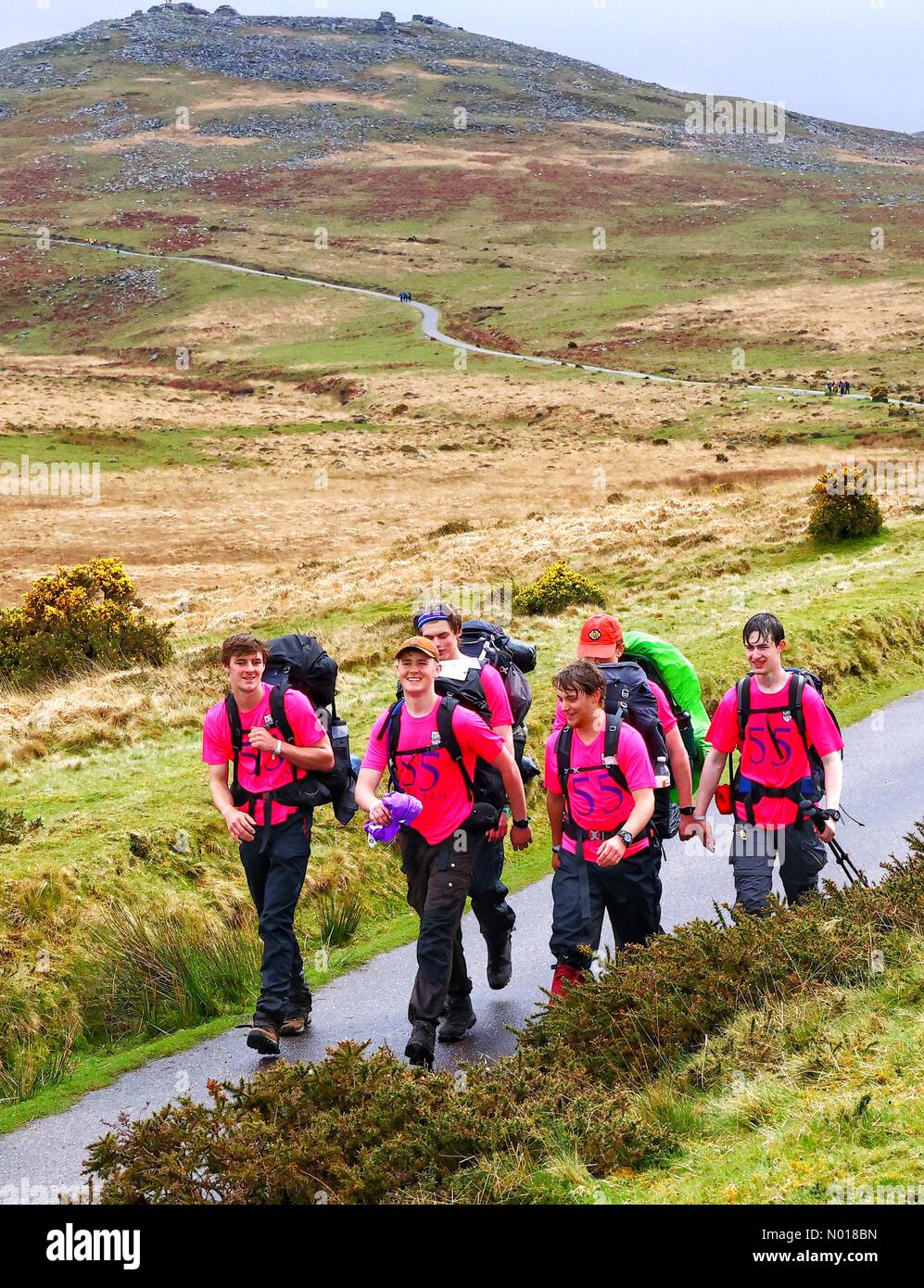 Ten tors challenge hi-res stock photography and images - Alamy
