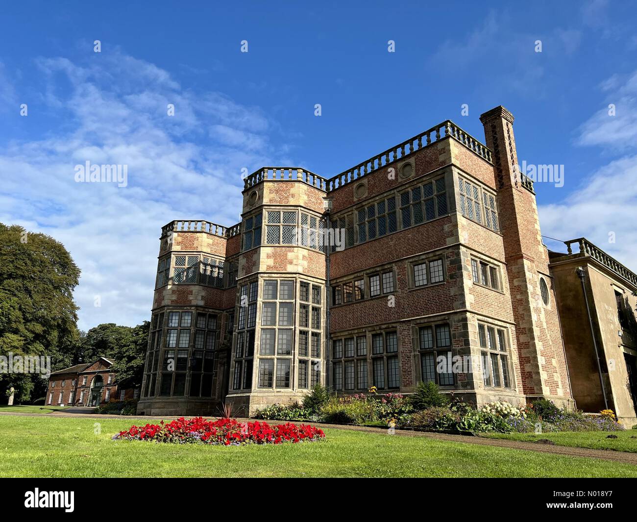 UK Weather: Sunny morning at Astley Park in Chorley, Lancashire. Astley ...