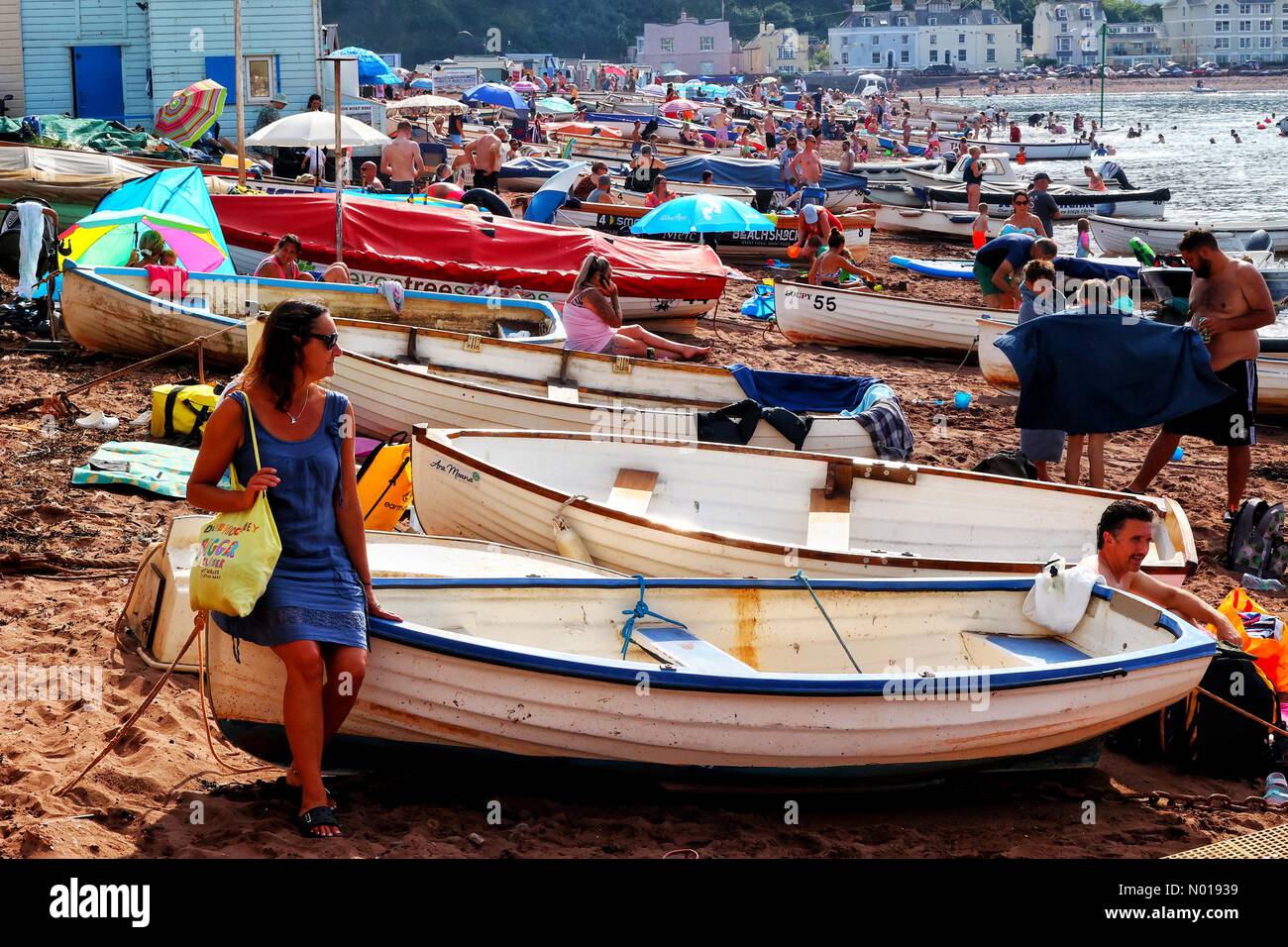 UK Weather: Packed beach during Teignmouth Sea Shanty festival ...