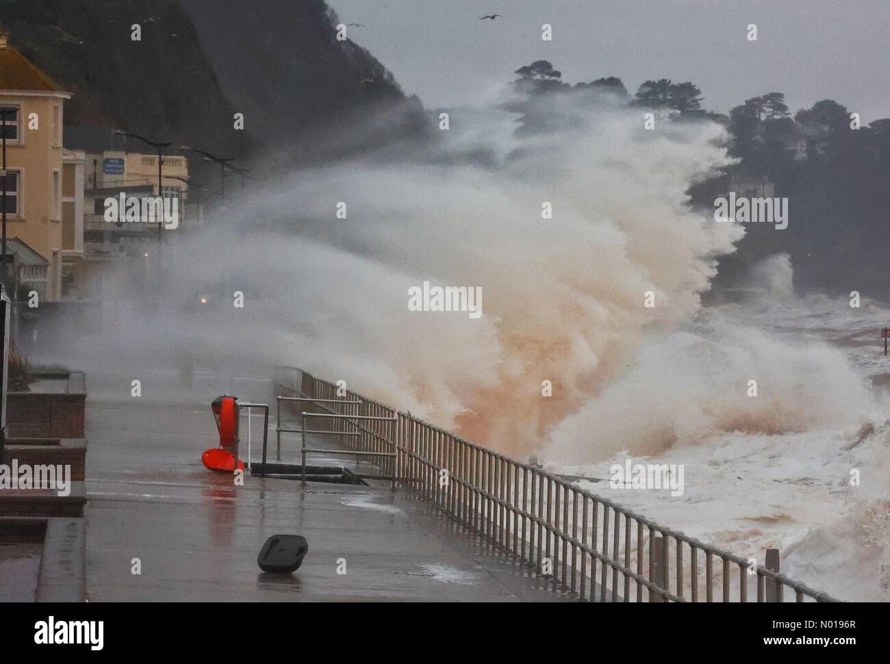 Devon, UK. 18 October, 2023. UK Weather: Storm Babet brings huge waves ...