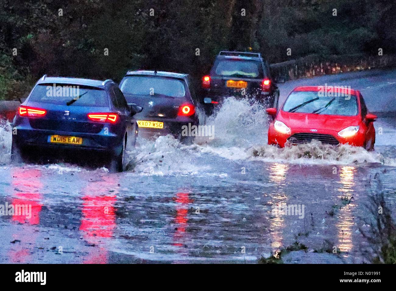 UK weather: Storm Ciarán brings 80mph winds and heavy rain to Devon ...