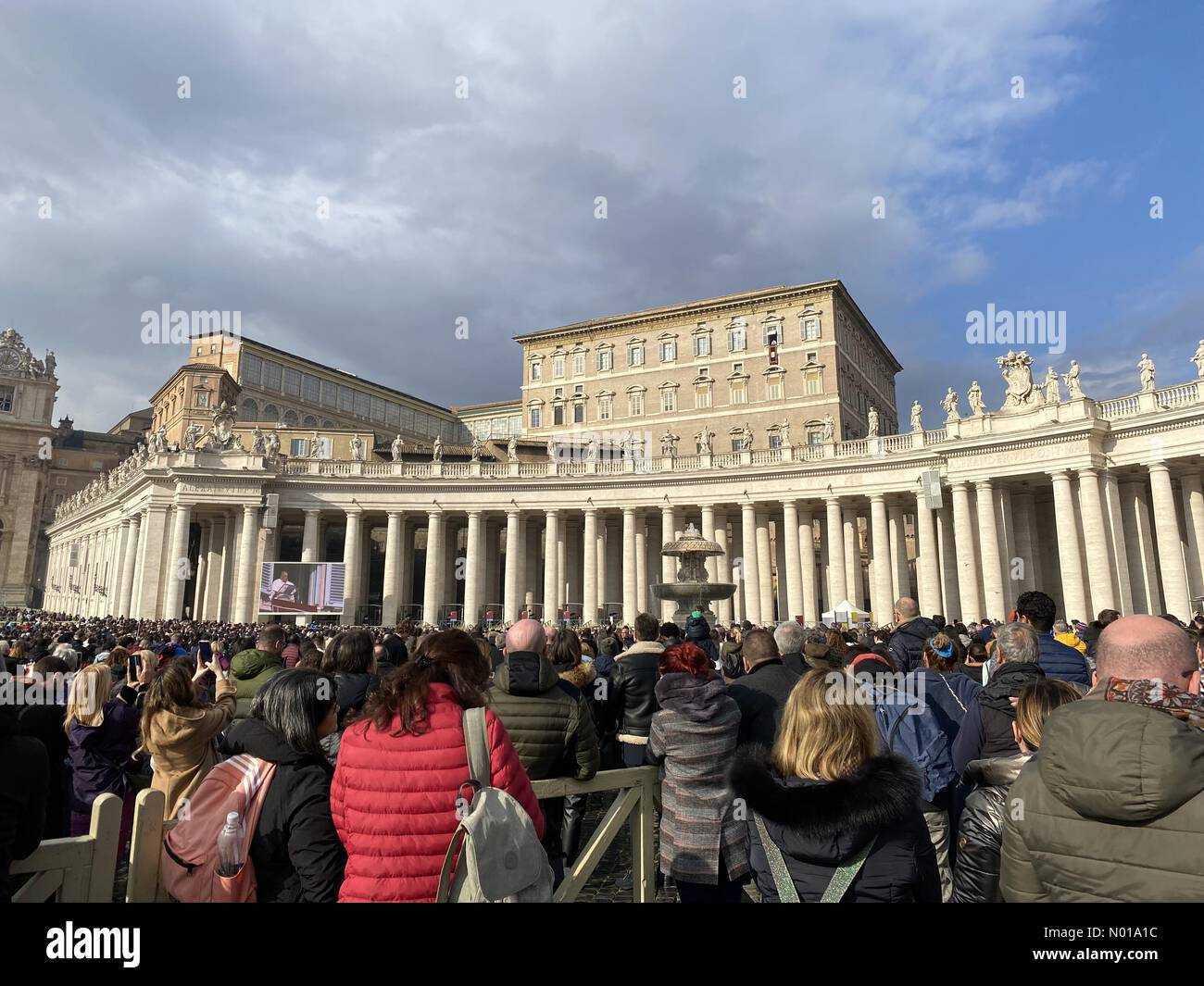 Vatican, Rome, Italy. 31 December 2023. Large crowds as Pope Francis ...