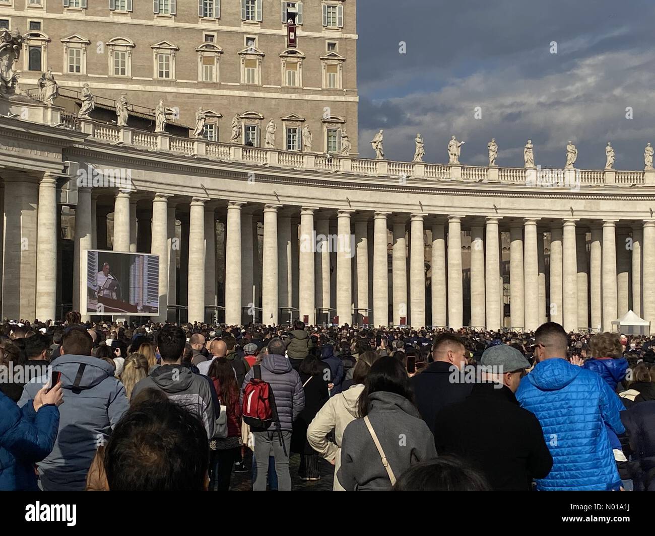 Vatican, Rome, Italy. 31 December 2023. Large crowds as Pope Francis ...
