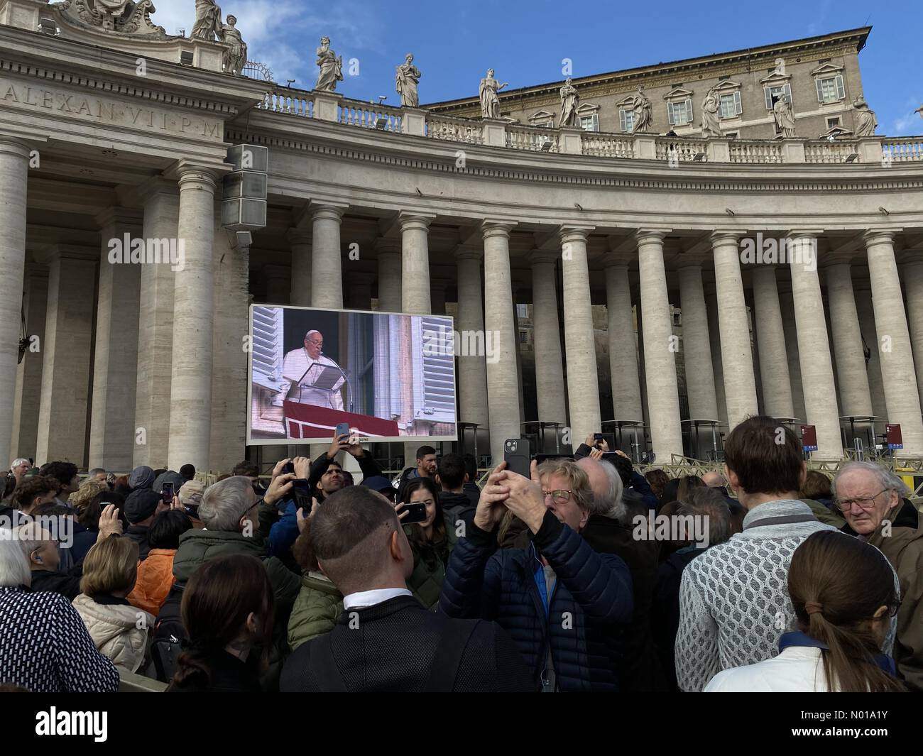 Vatican, Rome, Italy. 31 December 2023. Large crowds as Pope Francis ...