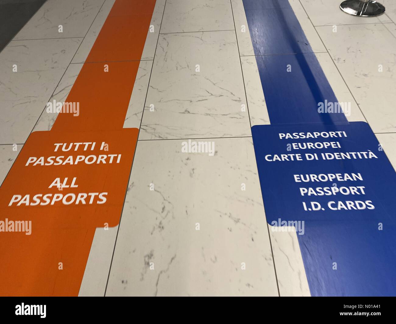 Passport control airport italy hi-res stock photography and images - Alamy
