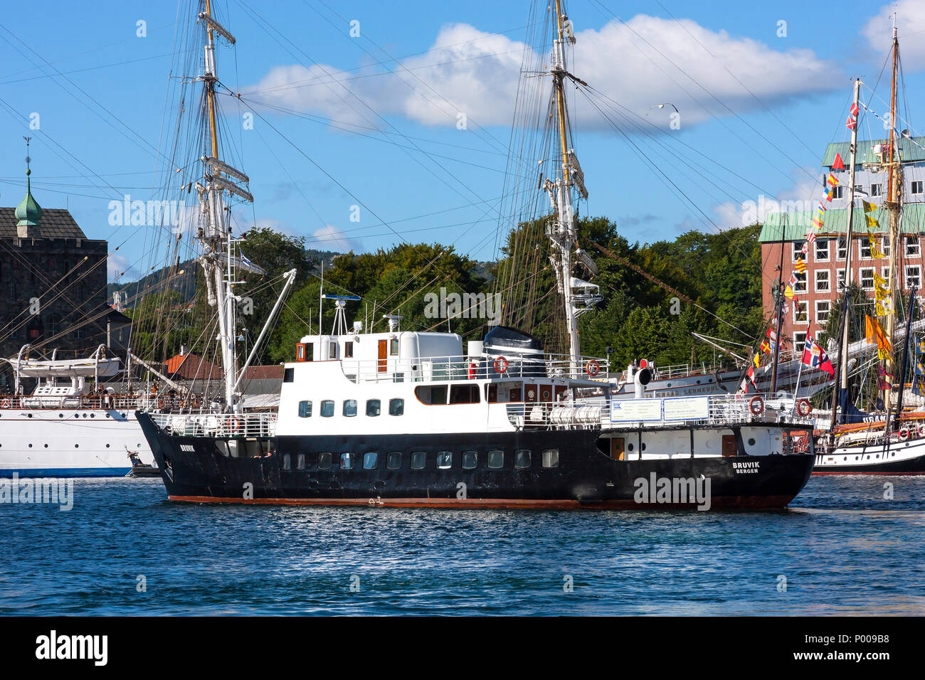Norwegian Fjords Bergen High Resolution Stock Photography and Images ...