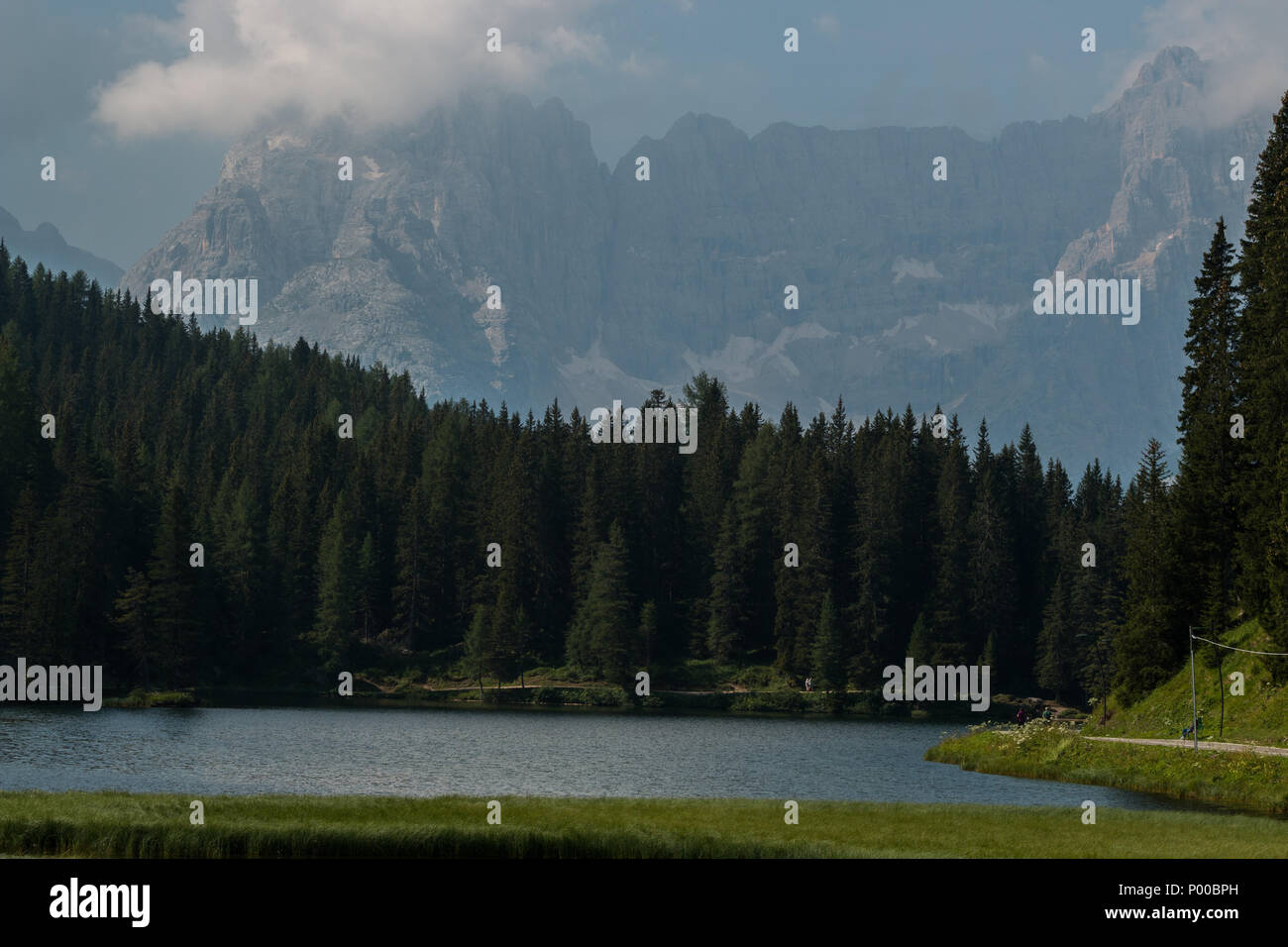 Lake Misurina and the Three Peaks of Lavaredo, Cadore, Belluno, Veneto ...