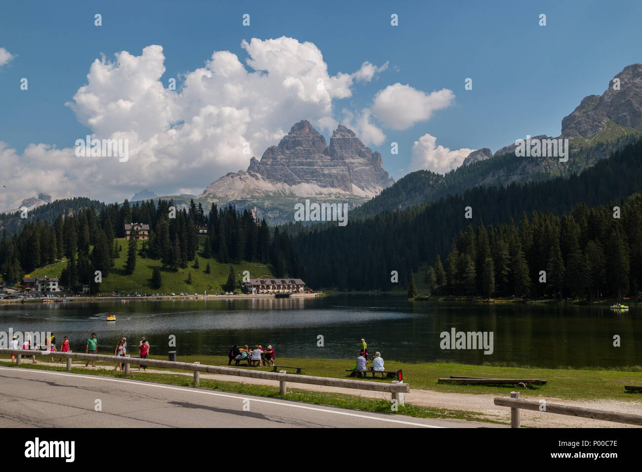 Lake Misurina and the Three Peaks of Lavaredo, Cadore, Belluno, Veneto ...