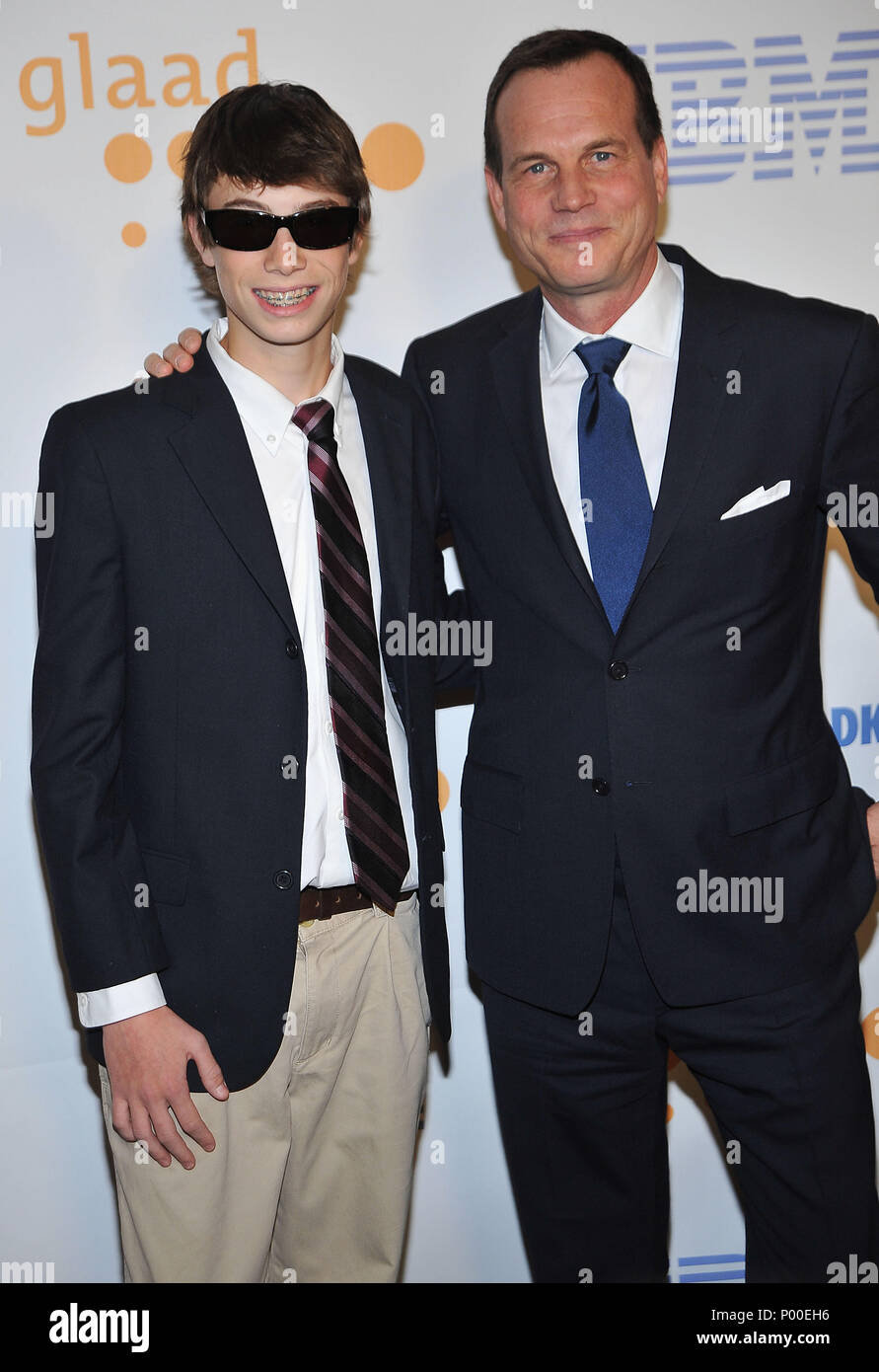 Bill paxton and family hi-res stock photography and images - Alamy