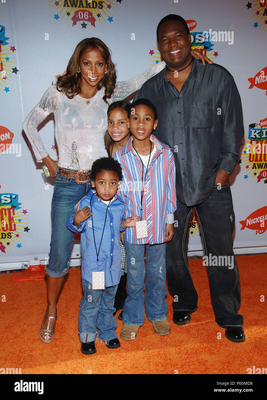 Holly Robinson-Peete with husband Rodney and kids arriving at the ...