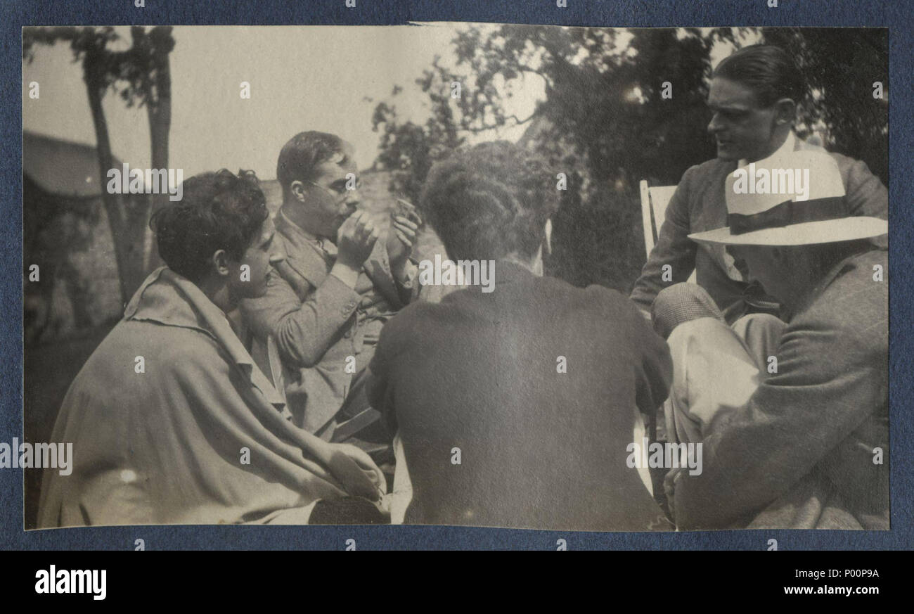 Portrait of ottoline morrell hi-res stock photography and images - Alamy