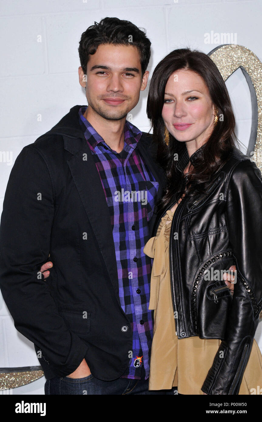 Steven Strait And His Wife