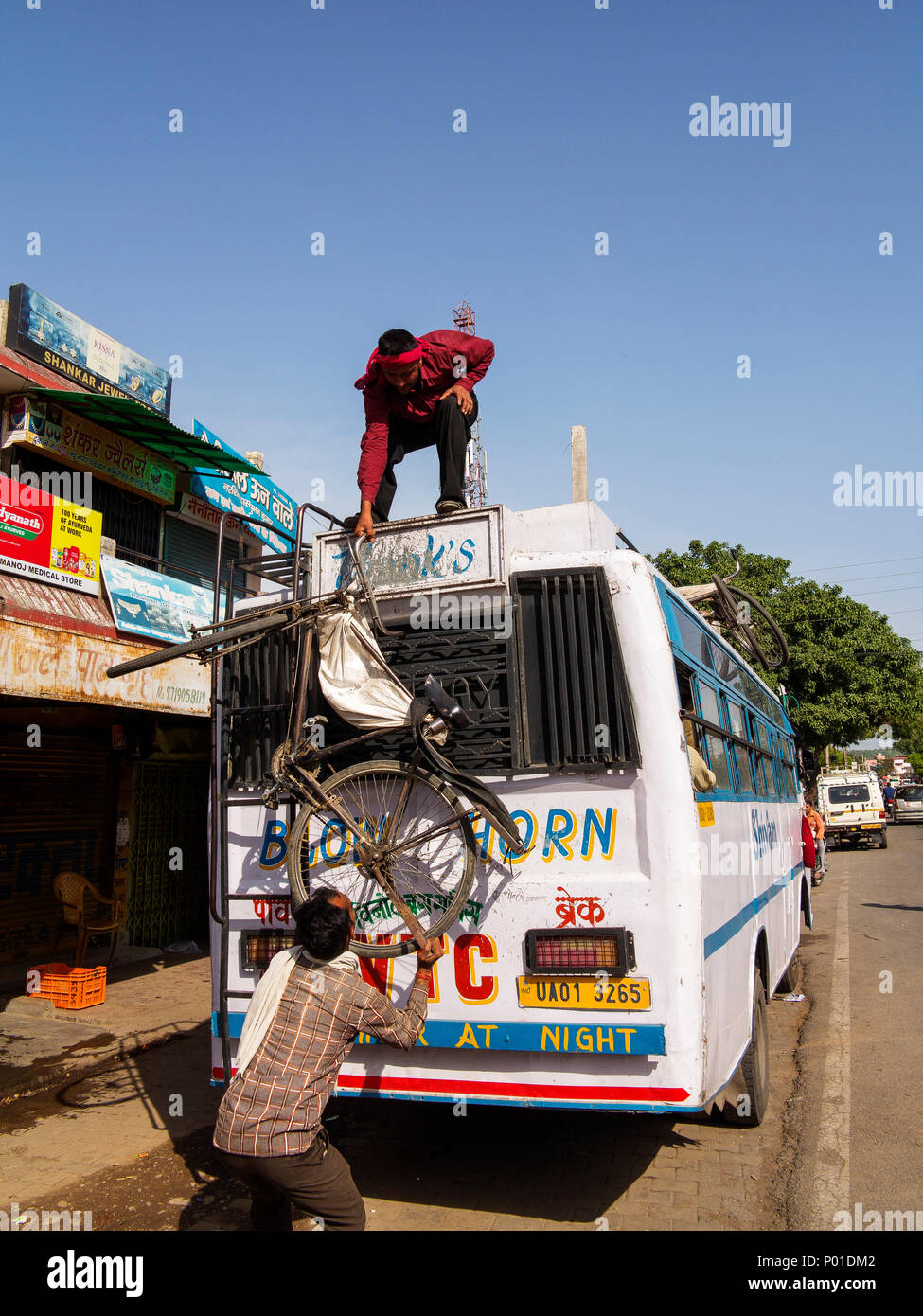 Indian Travel Bus