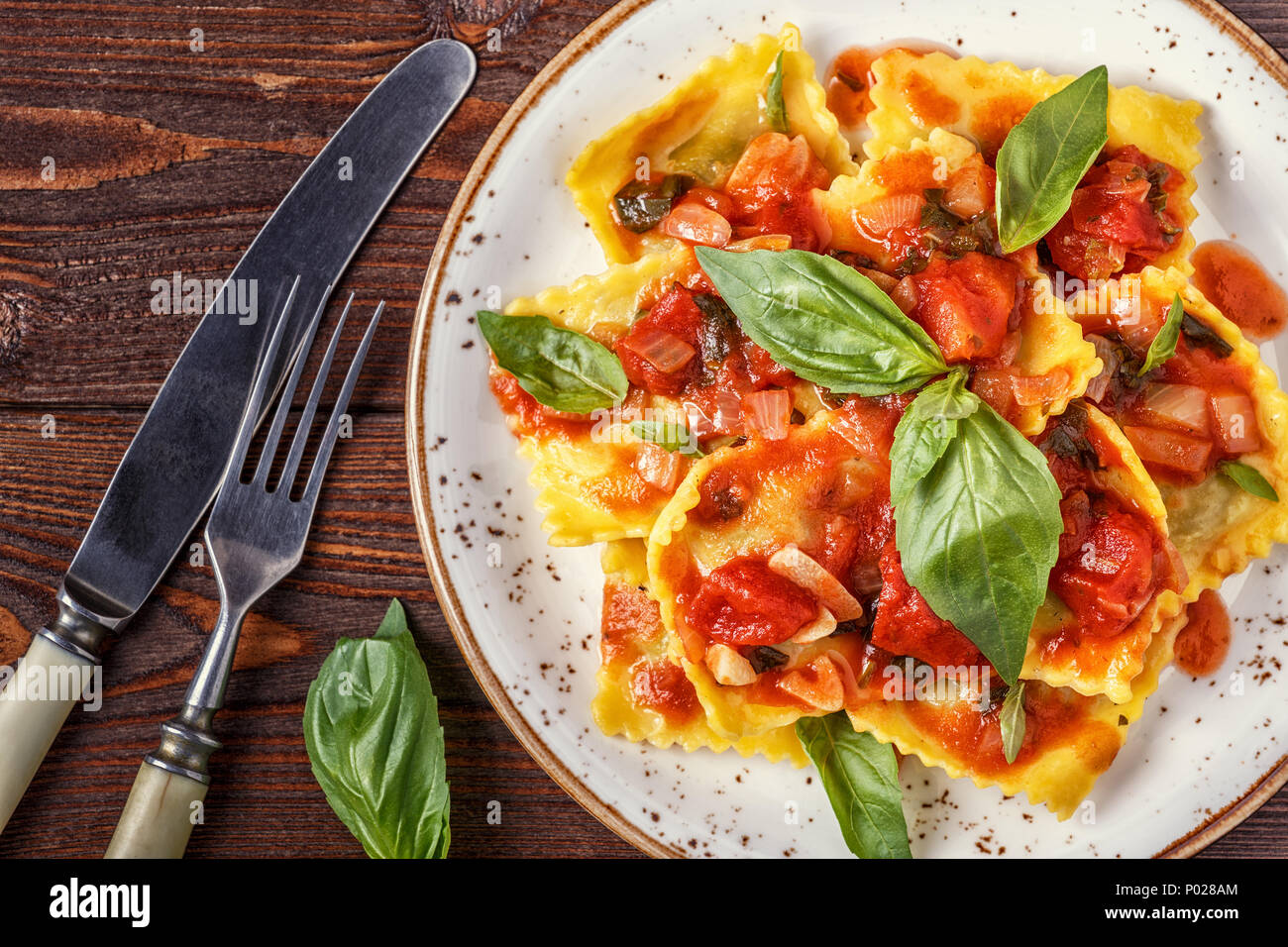 Ravioli with mushroom sauce hi-res stock photography and images - Alamy