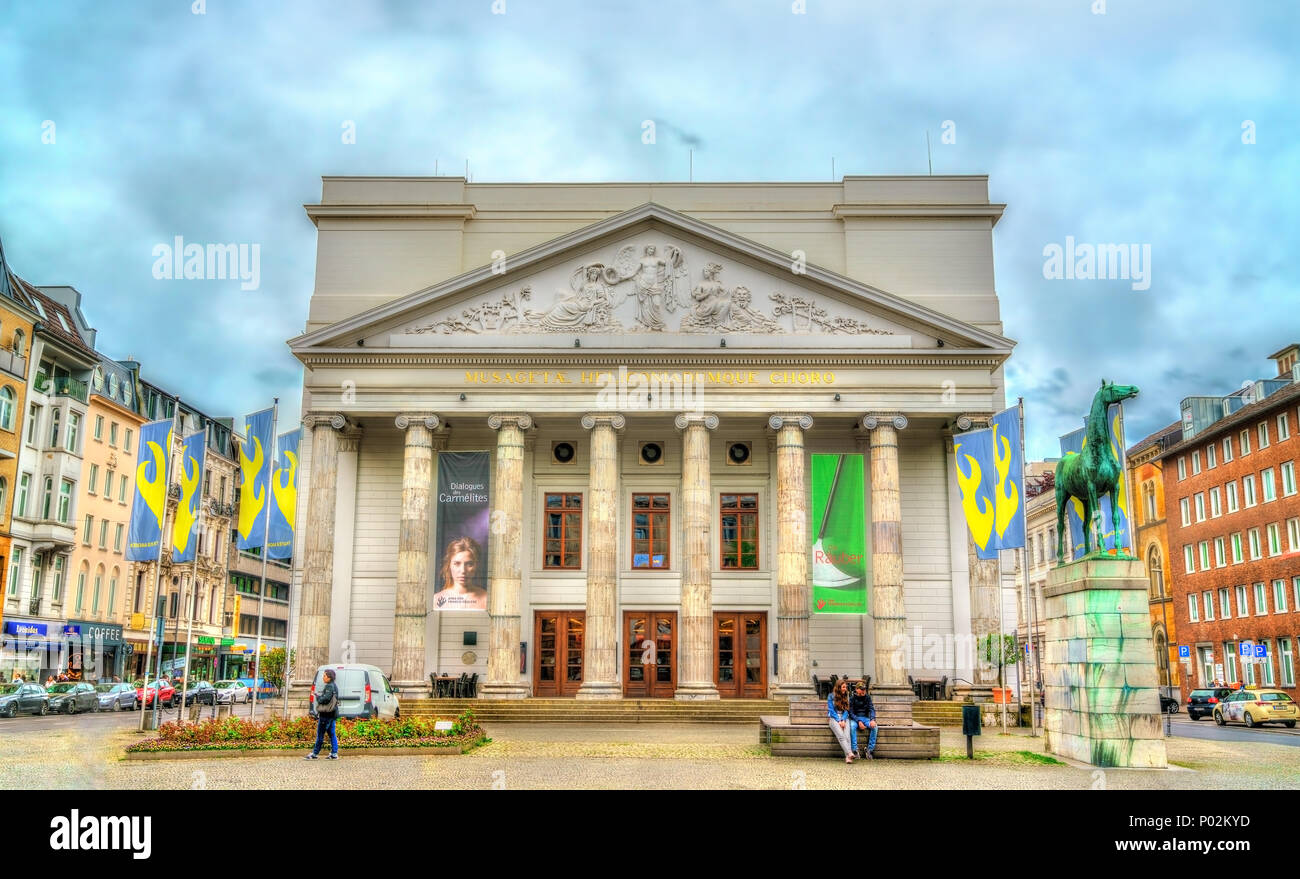 Theater play detail hi-res stock photography and images - Alamy