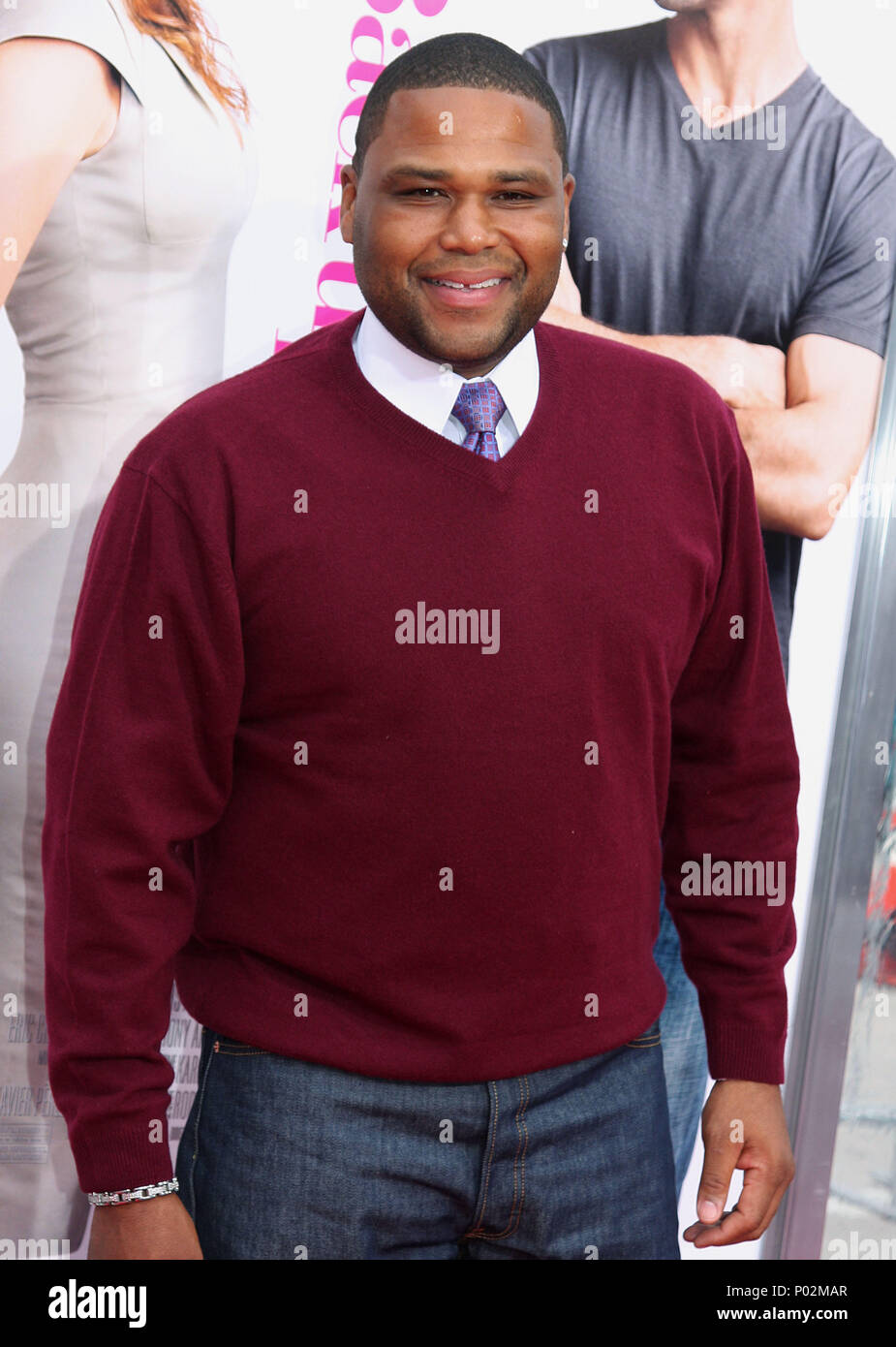 Anthony anderson 23 red carpet event hi-res stock photography and ...