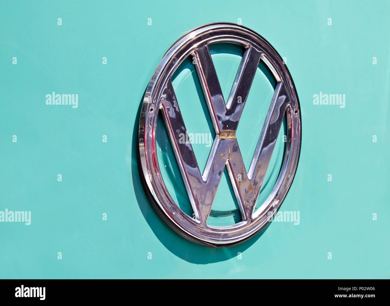 Vw old logo hi-res stock photography and images - Alamy