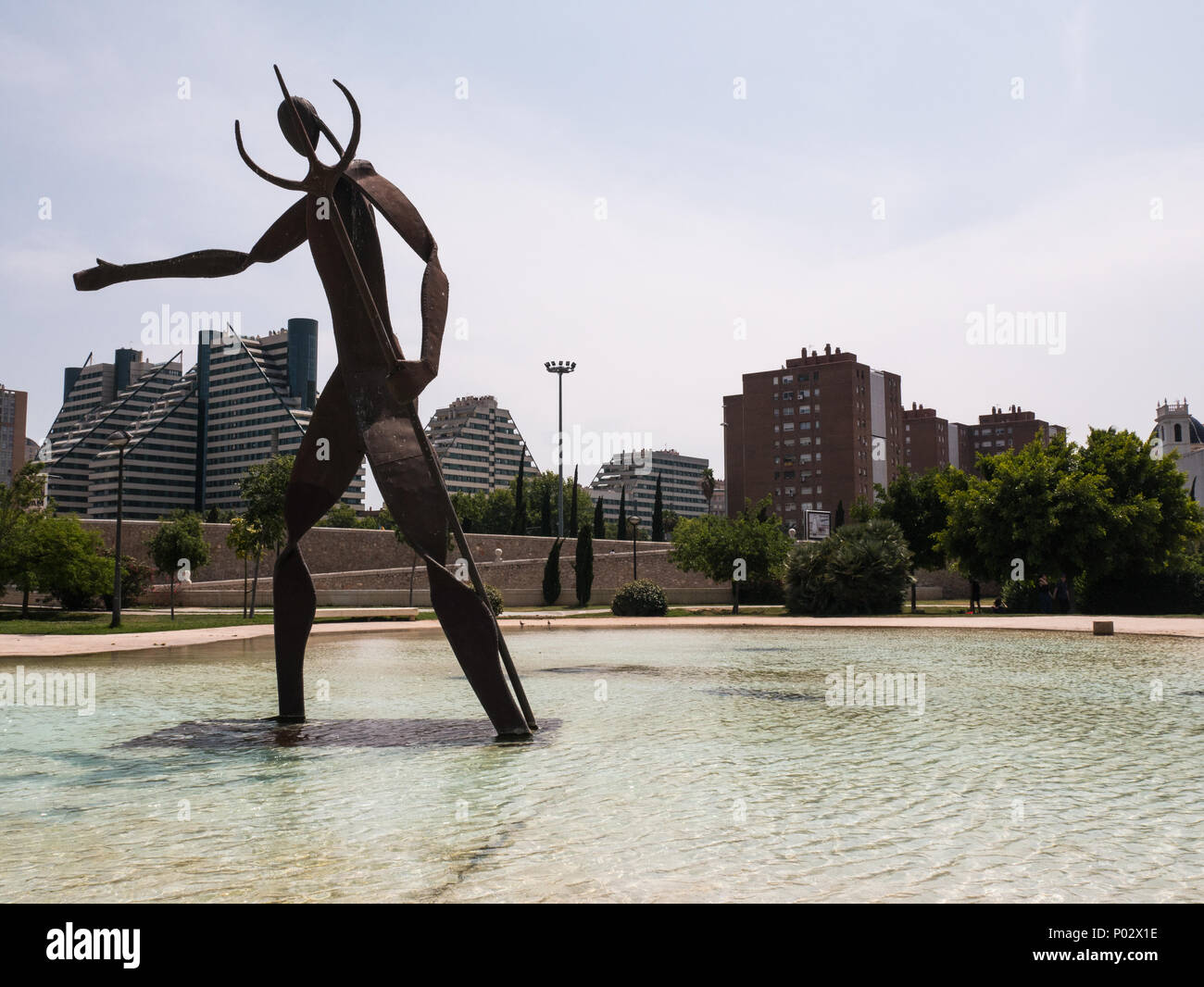 Science technology statue in hi-res stock photography and images - Alamy