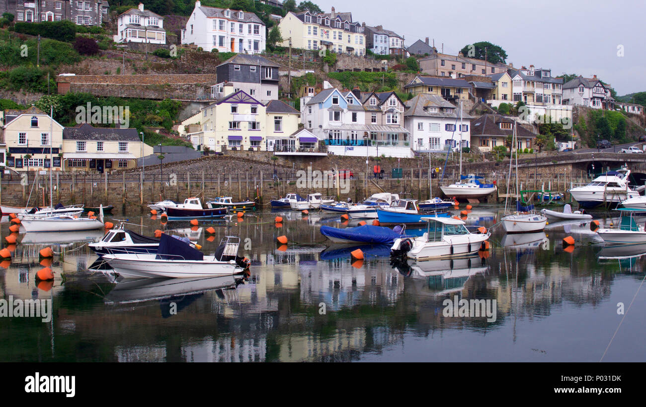 Cornish Fishing Village Stock Photos & Cornish Fishing Village Stock ...