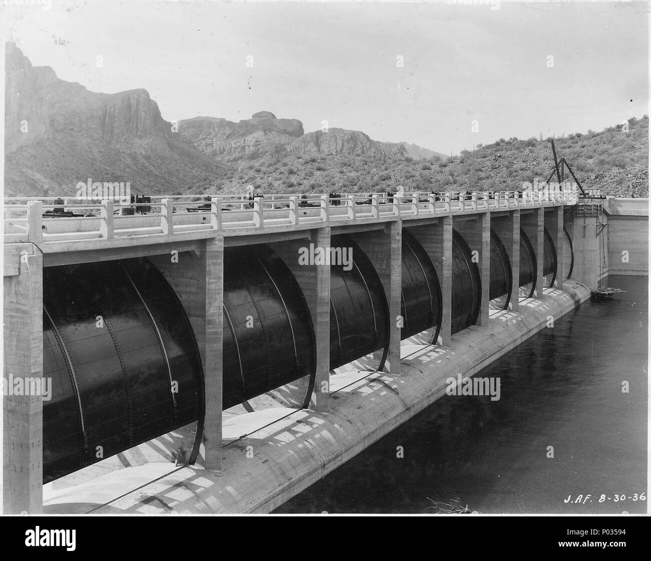 Stewart Mountain Dam. View of upstream faces of spillway gate. Note ...