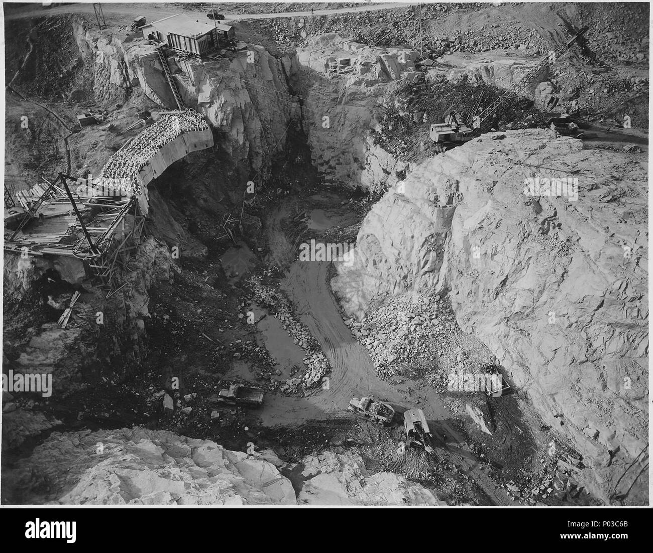 The completed frozen arch with a full view of the crevice cleaned out ...