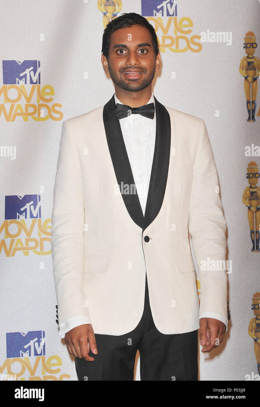 Aziz Ansari 37 - 2010 MTV Movie Awards at the Gibson Amphitheatre In ...