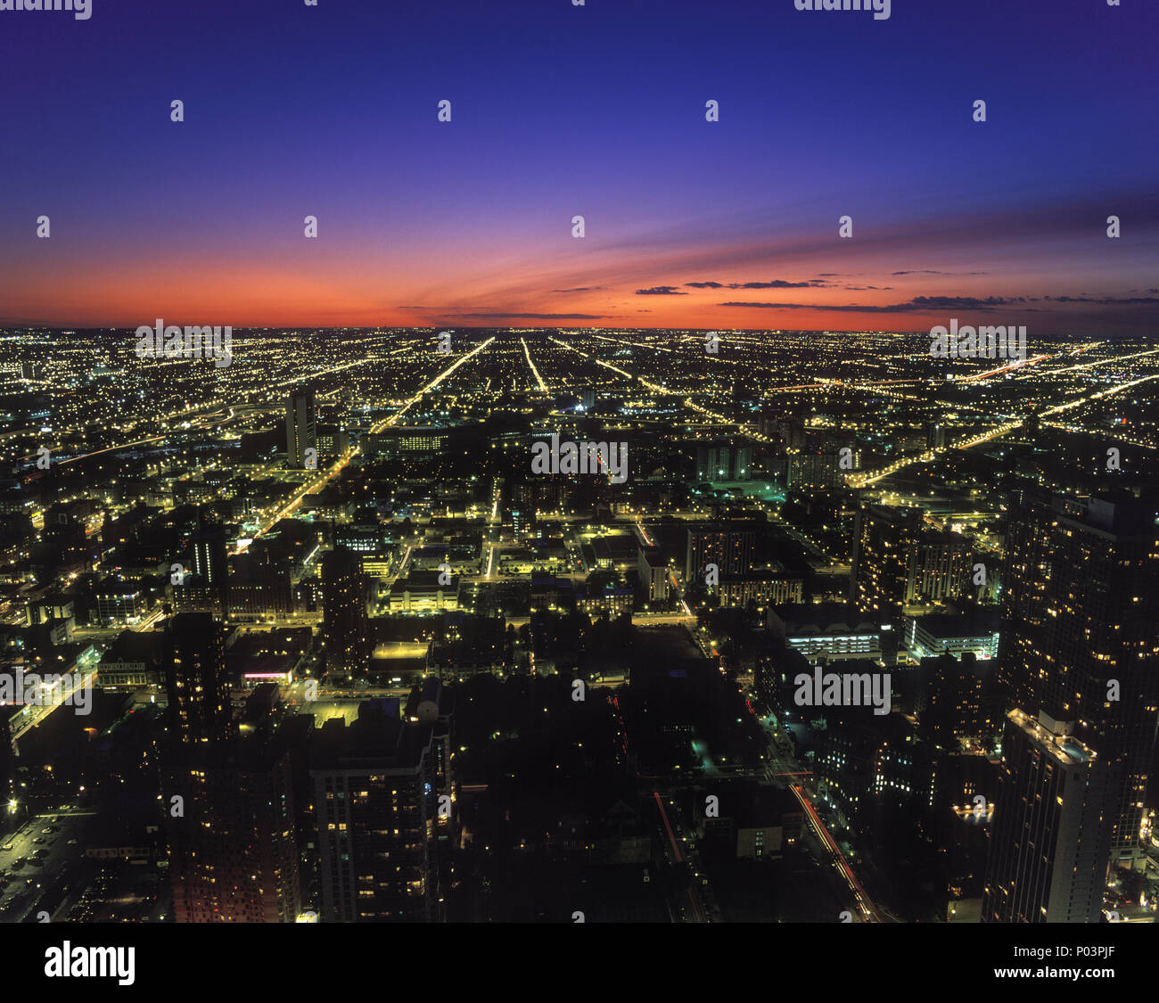 Chicago city grid night hi-res stock photography and images - Alamy