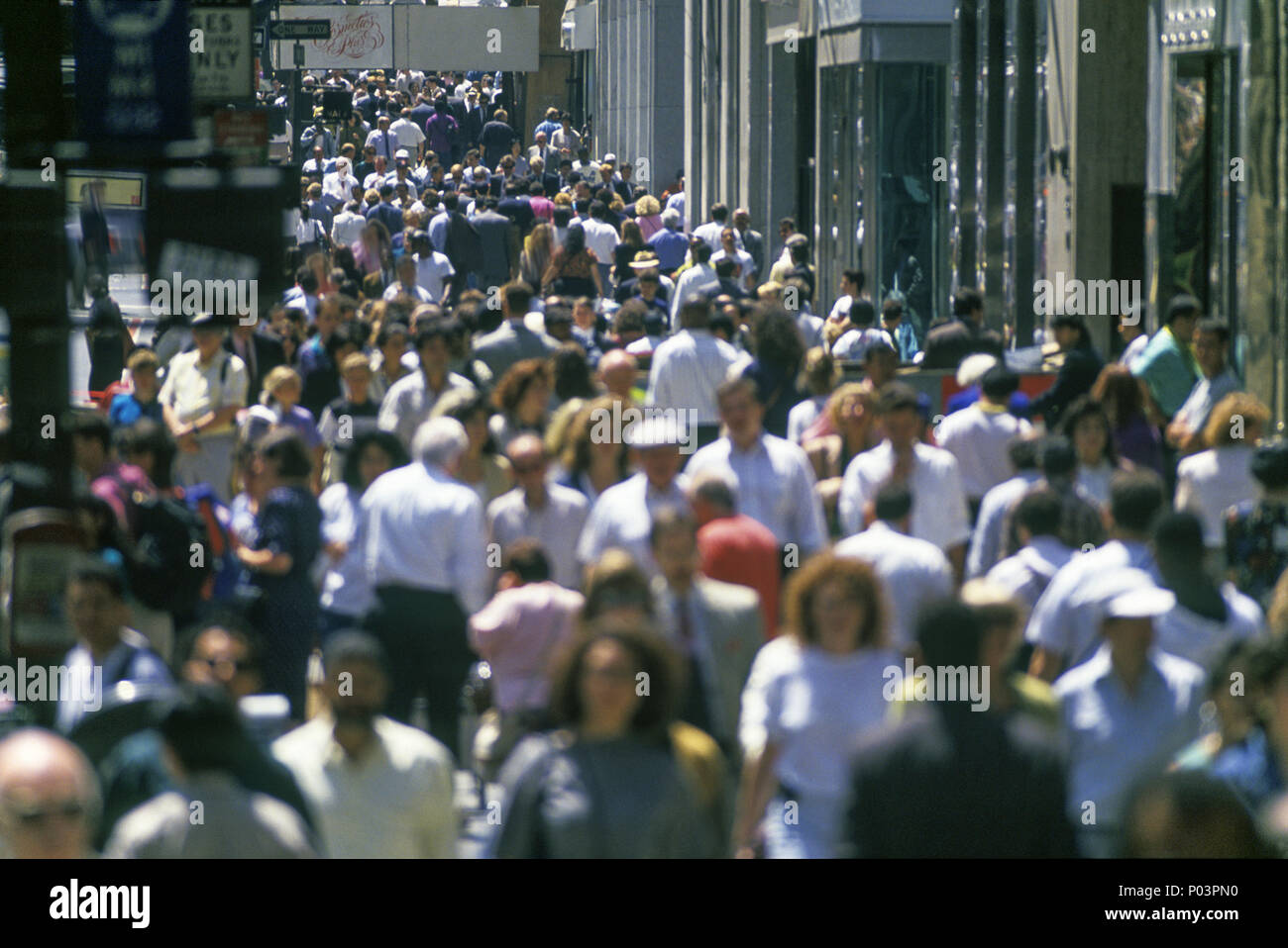 1990's crowd new york hi-res stock photography and images - Alamy