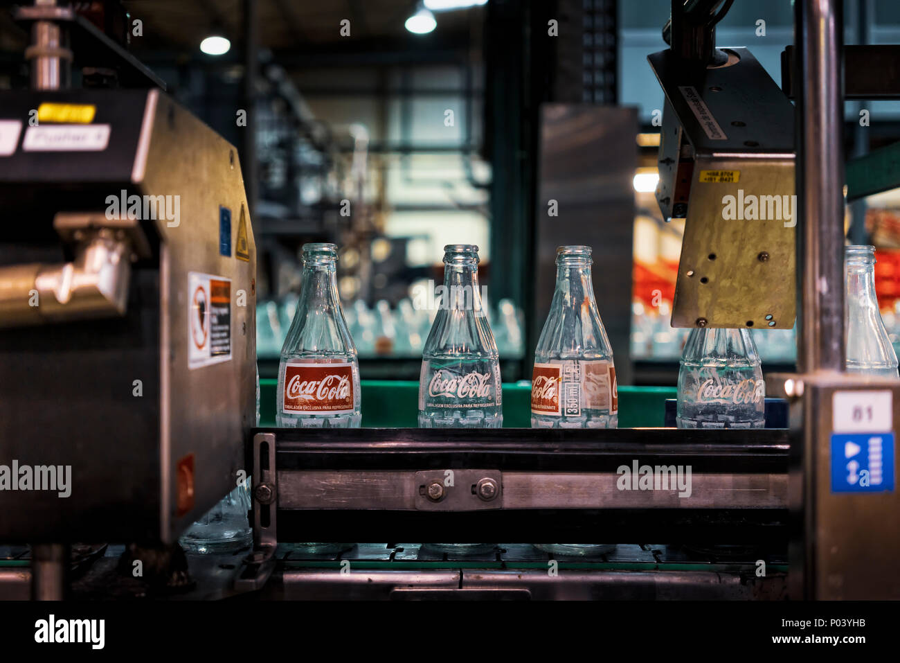 Coca cola factory bottles hi-res stock photography and images - Alamy