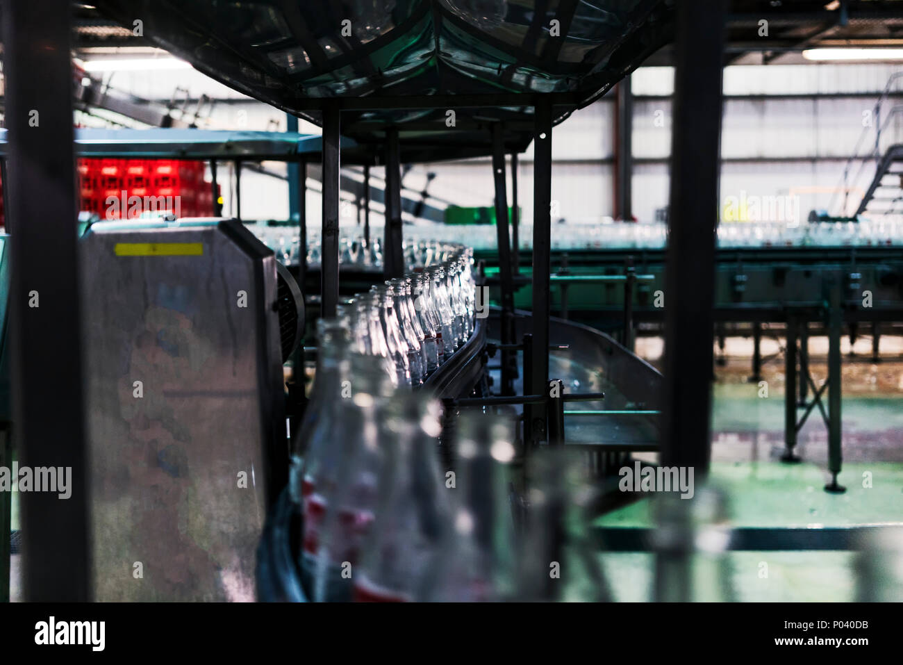 Interior factory small machines hi-res stock photography and images - Alamy