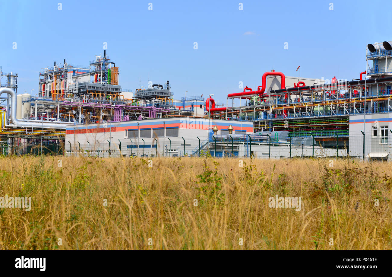 chemical industry - factory for the manufacture of chemical products ...