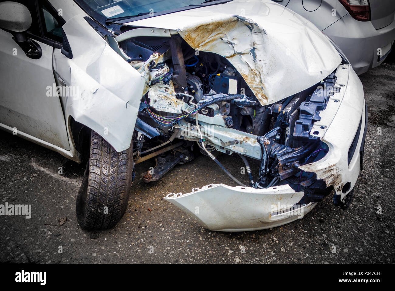Front of damaged, crashed car Stock Photo - Alamy