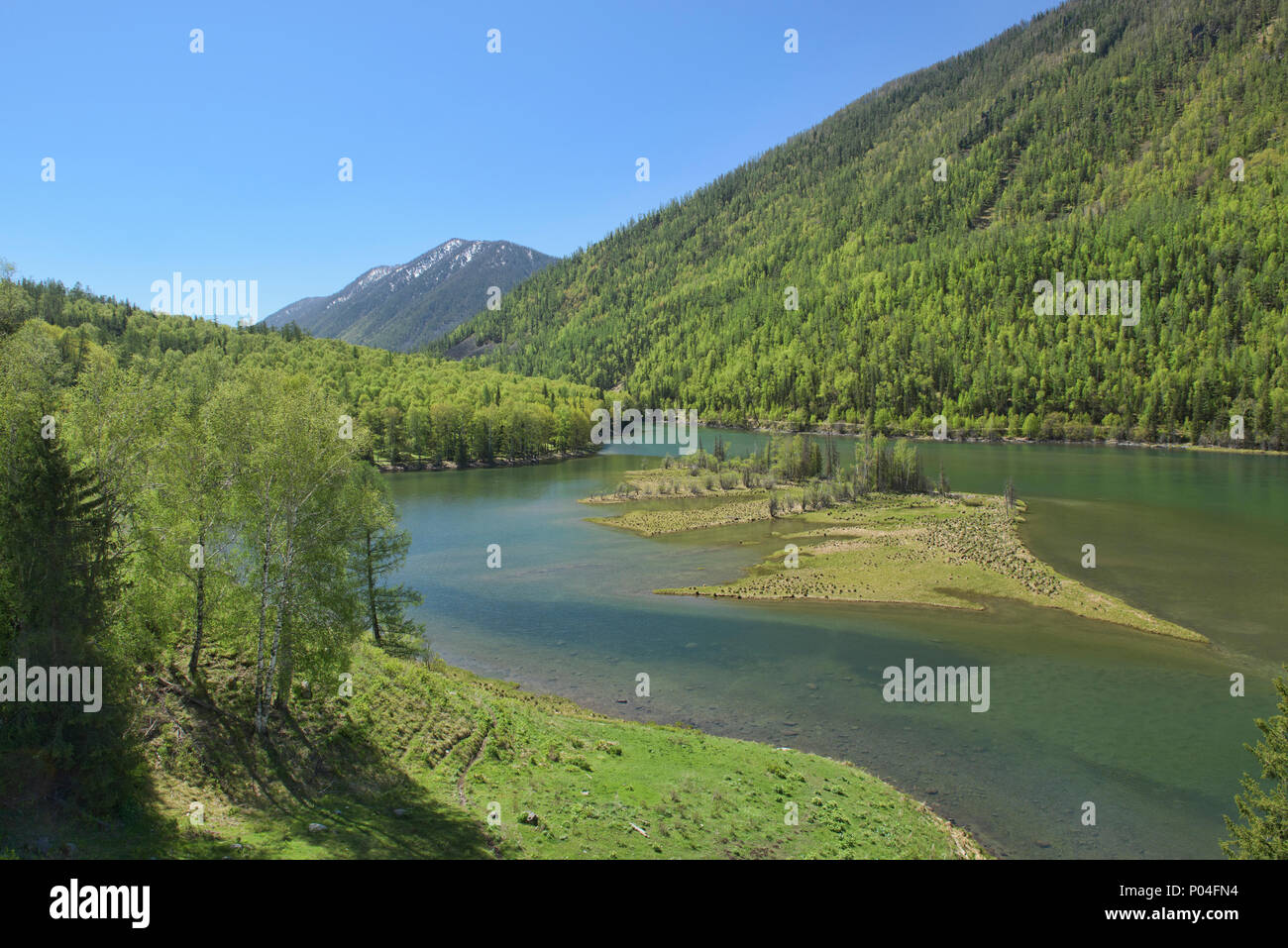 Gorgeous northern scenery at Kanas Lake National Park, Xinjiang, China ...
