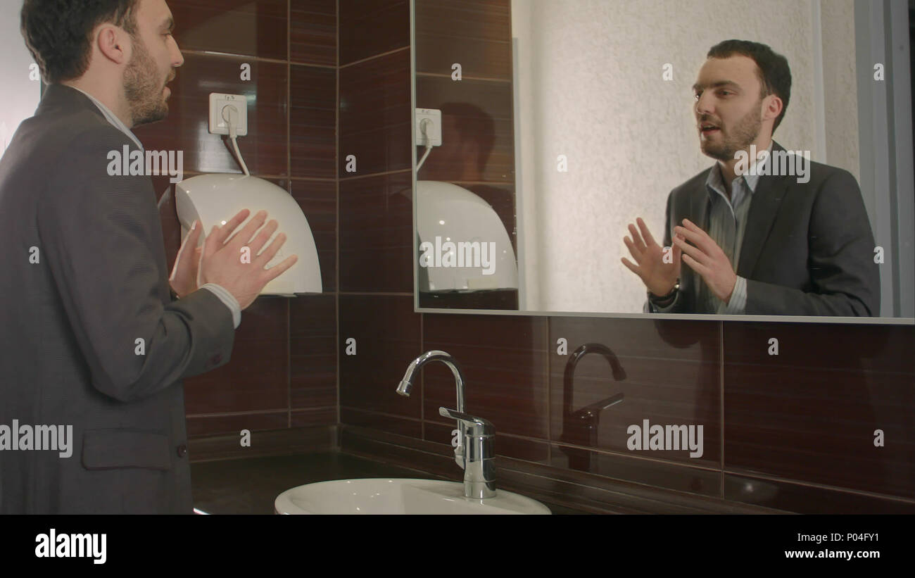 Mirror portrait corporate hi-res stock photography and images - Alamy