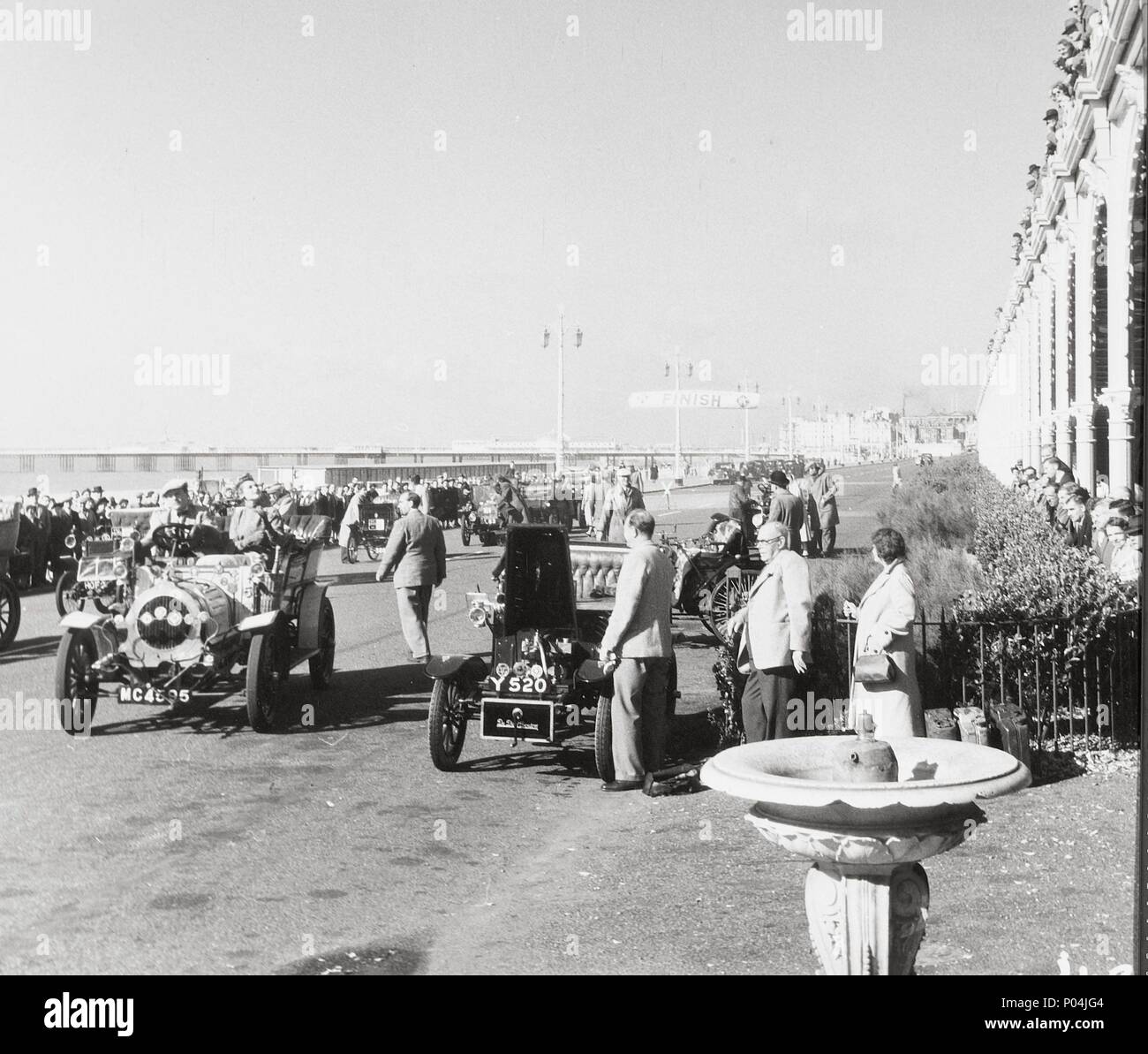 Original Film Title: GENEVIÈVE. English Title: GENEVIÈVE. Film Director ...