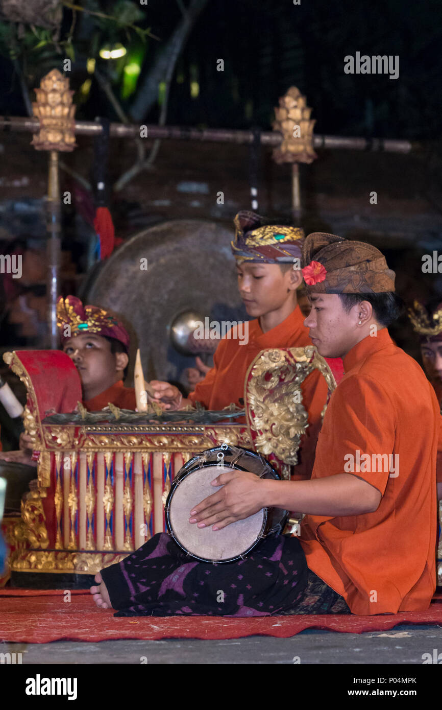 Rebab Instrument High Resolution Stock Photography and Images - Alamy