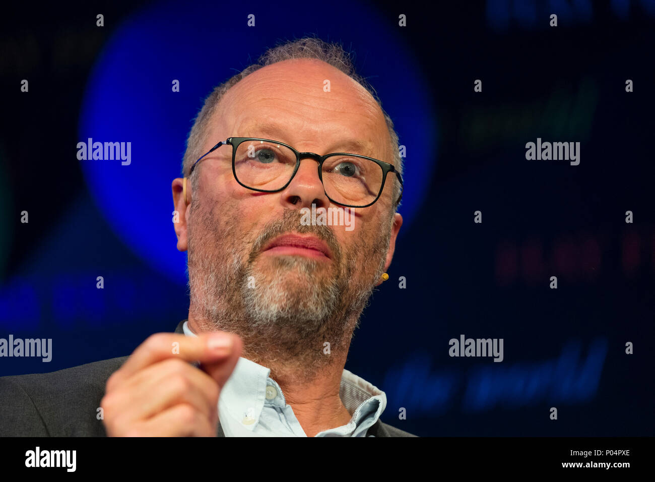 Robert llewelyn hi-res stock photography and images - Alamy