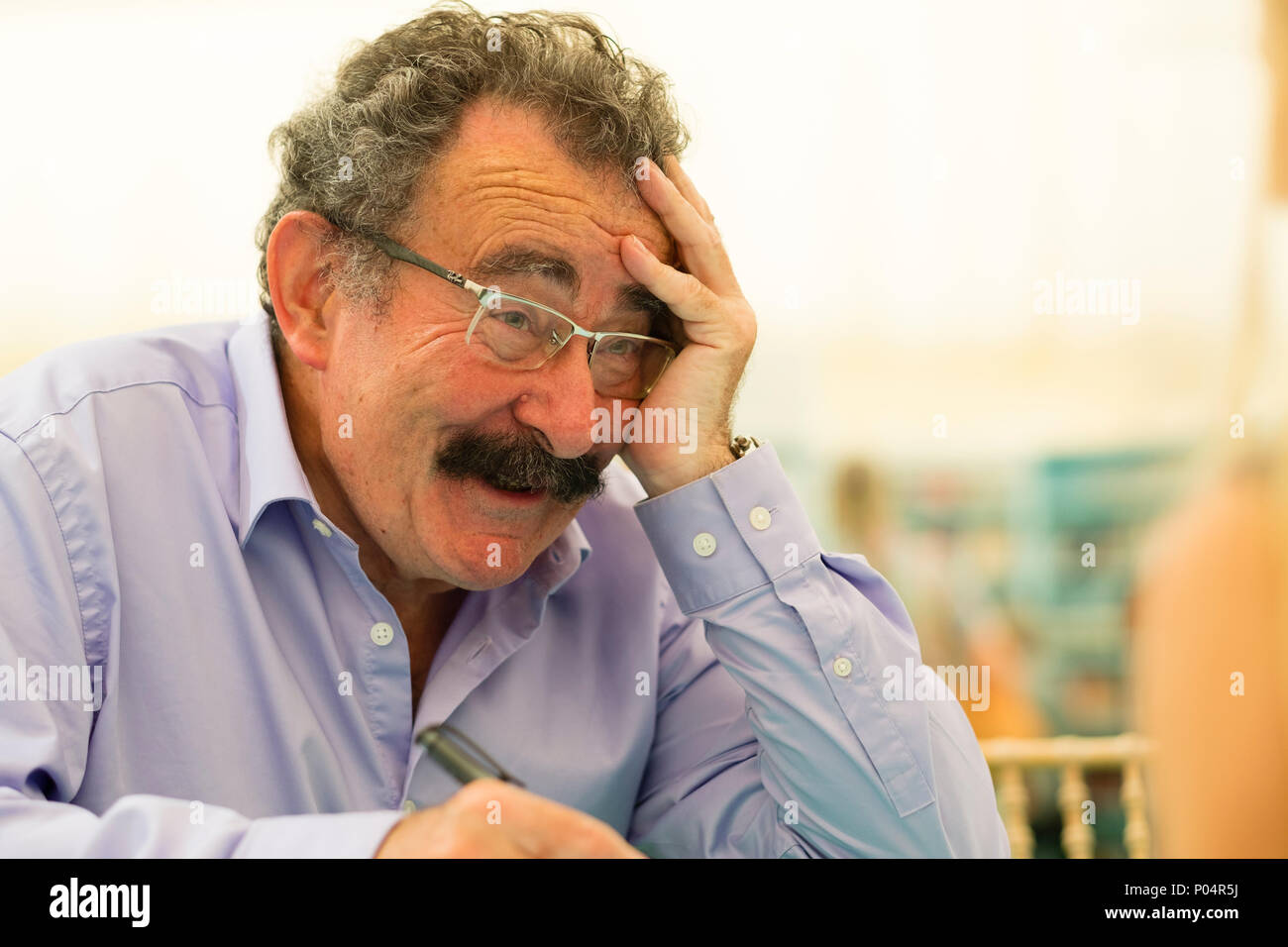 Robert winston writer hi-res stock photography and images - Alamy