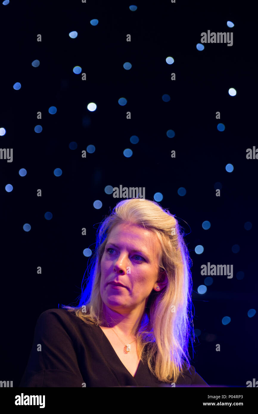 Sarah crossan hi-res stock photography and images - Alamy