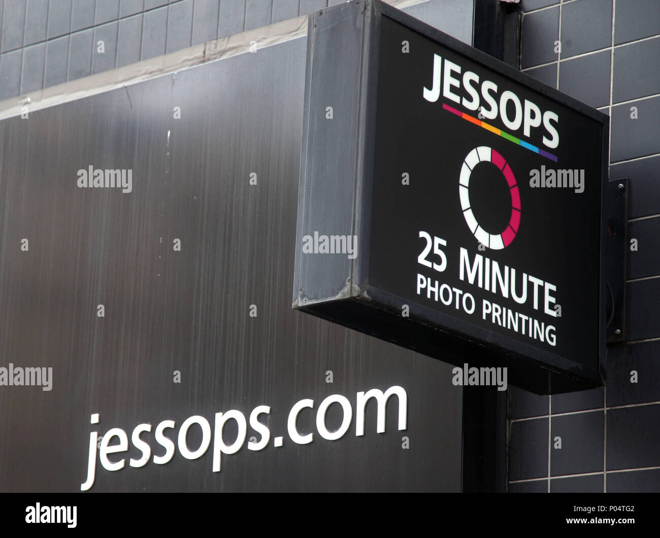 Jessops logo hi-res stock photography and images - Alamy