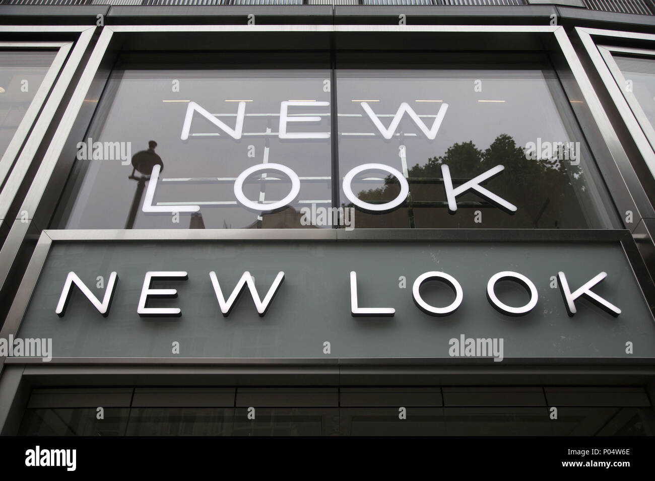 A branch of New Look on Oxford Street, central London Stock Photo - Alamy