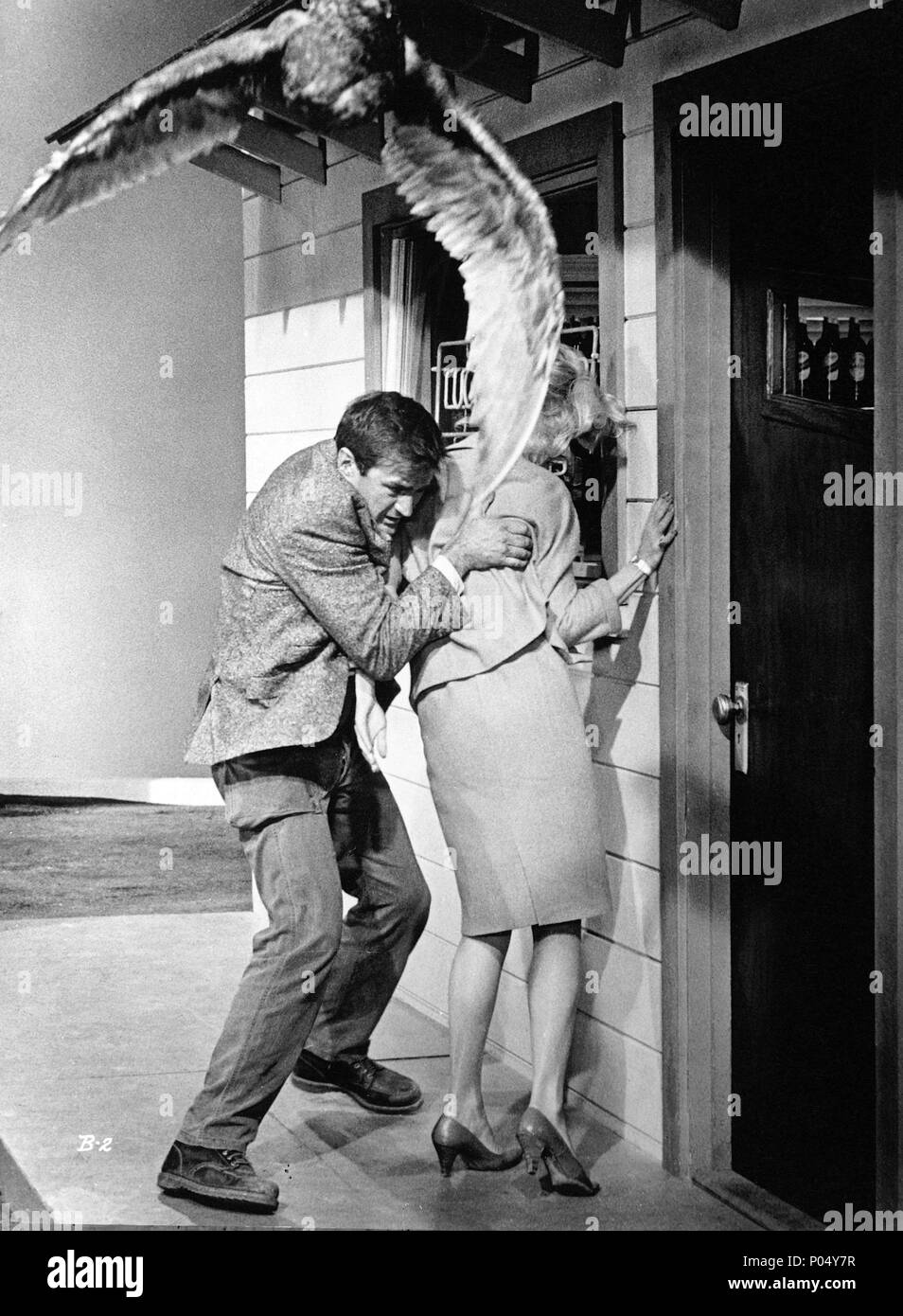 Birds rod taylor director alfred hi-res stock photography and images ...